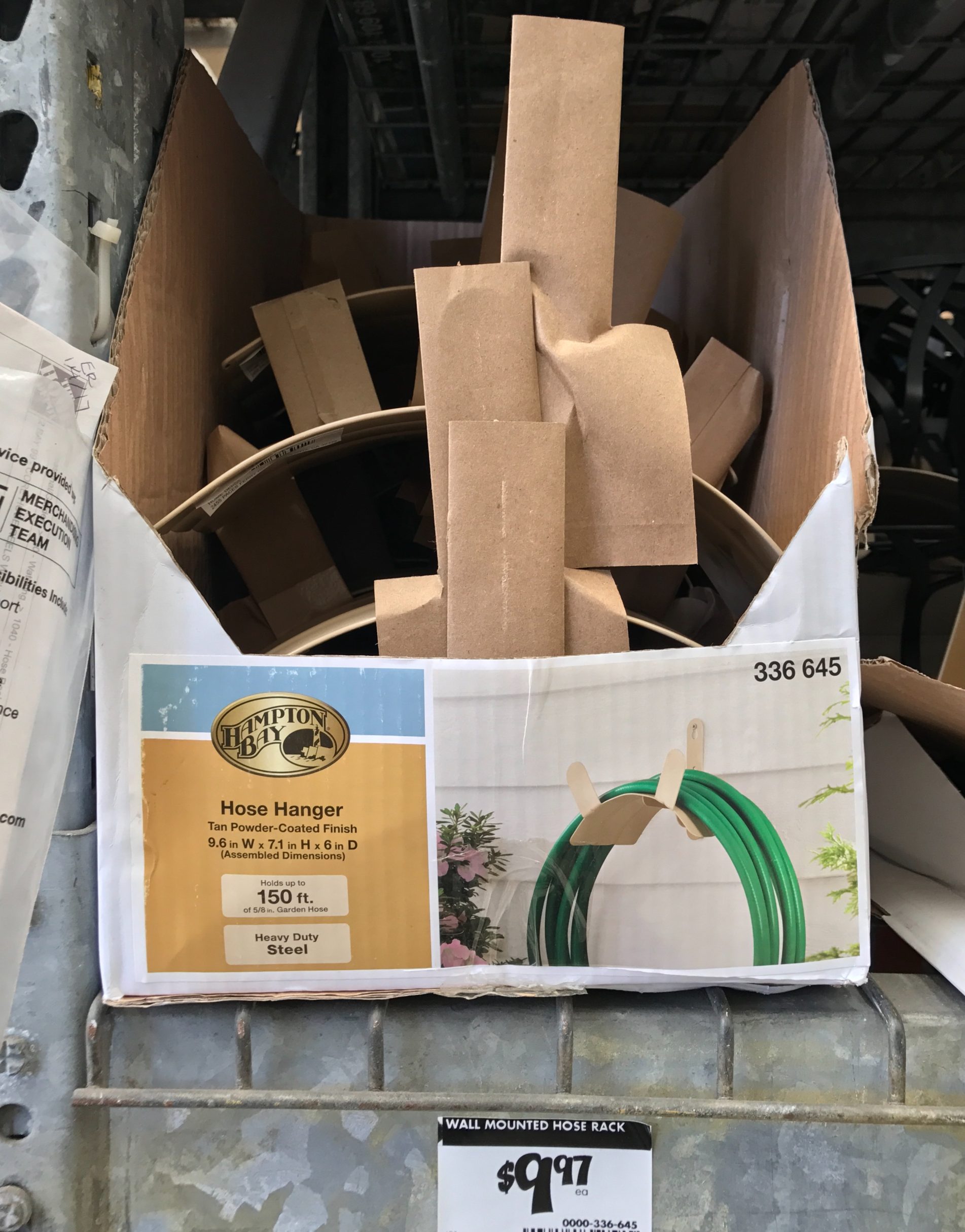 How to Tweak Your Holiday Clutter - Tweak Your Space